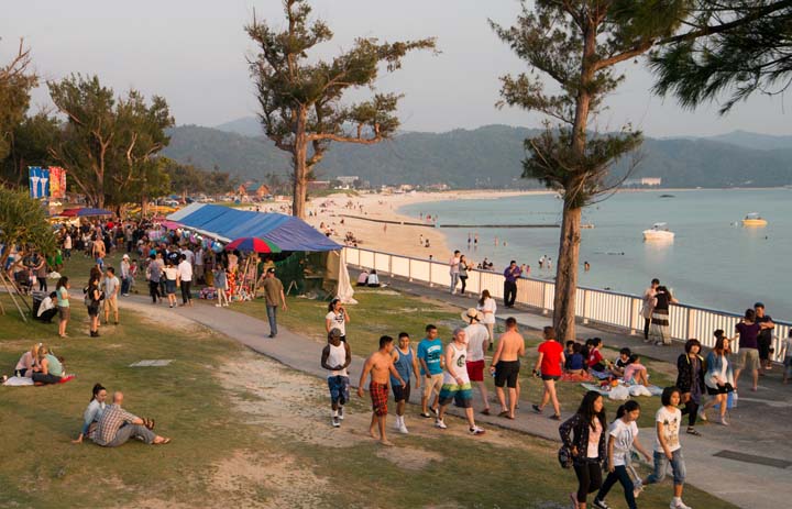 Okuma Fest welcomes beach season to Okinawa | Okinawanderer Okinawa ...